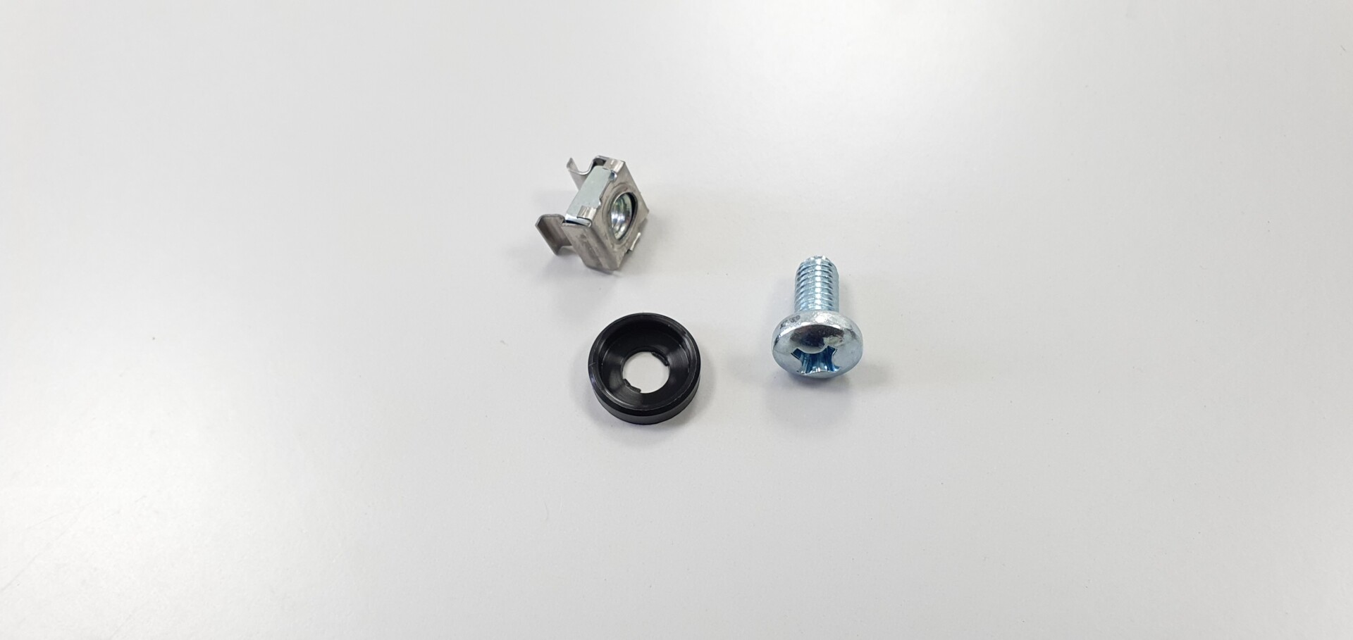 Tornillería Rack - MICFO